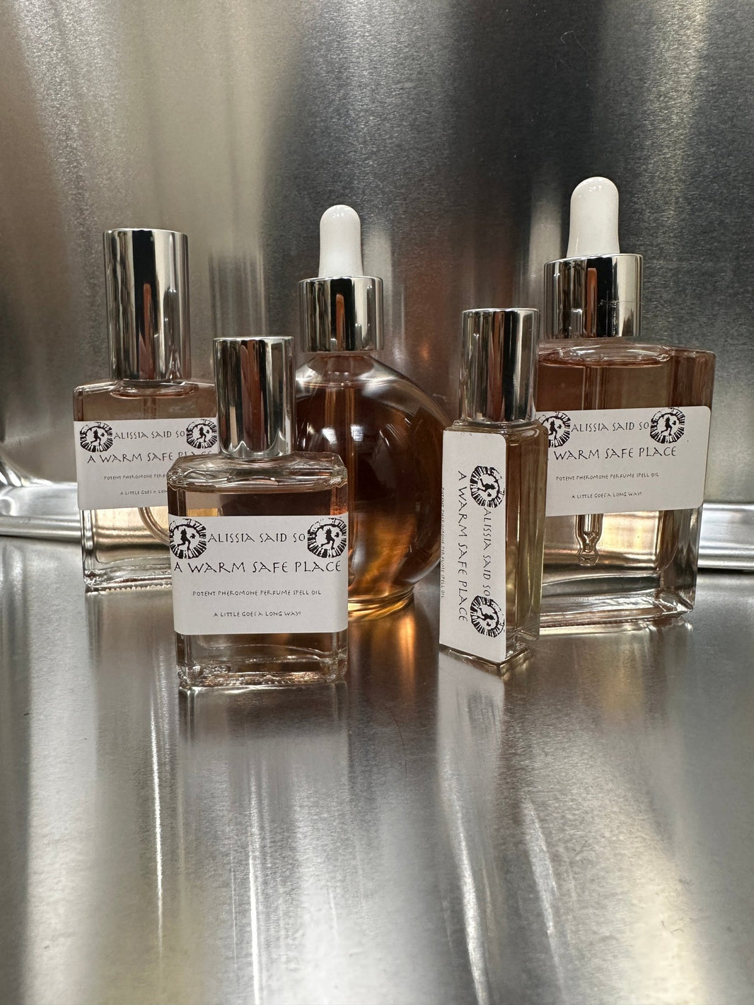 Bruja Perfume Lab
