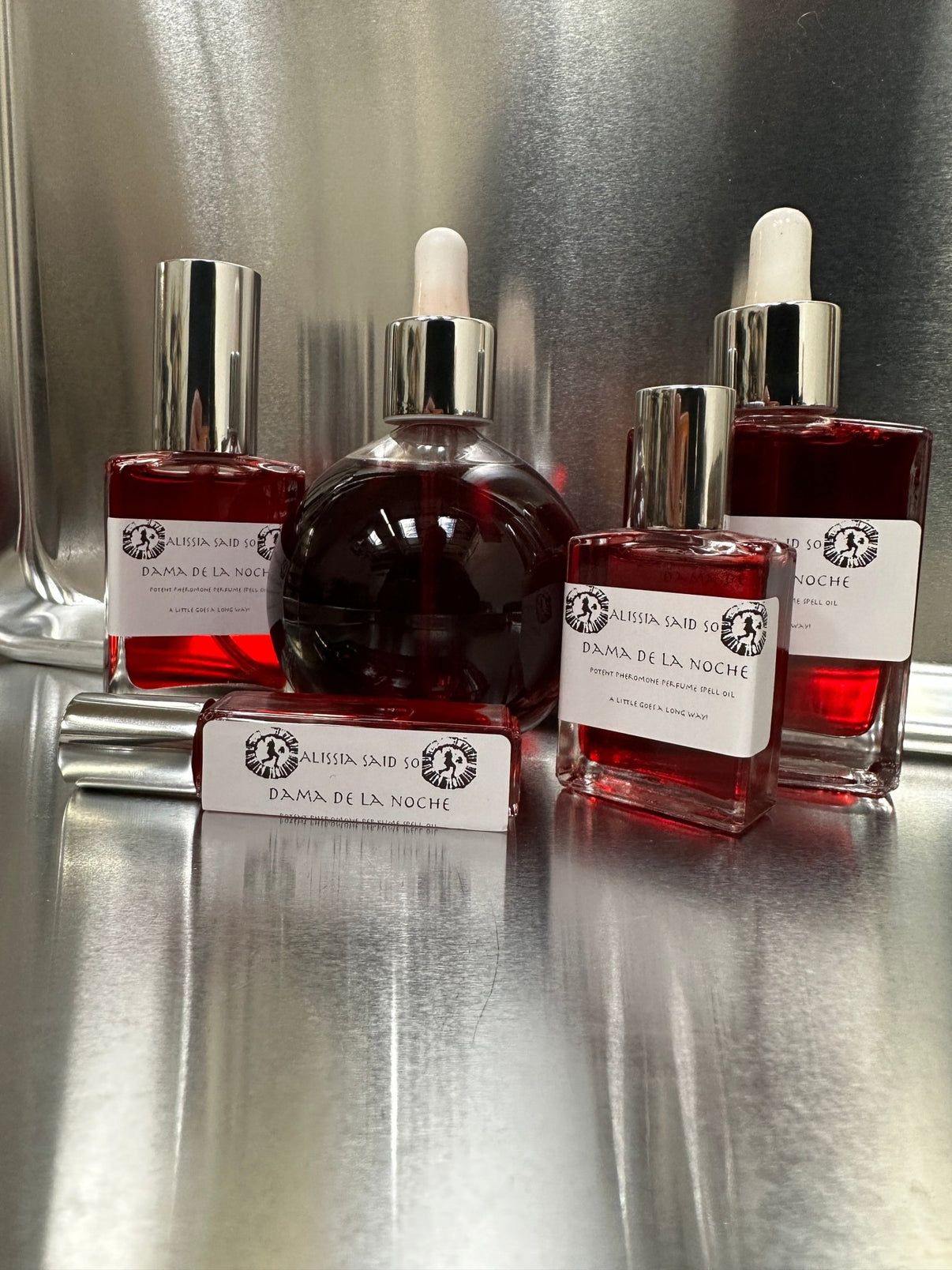 Dama De La Noche pheromone spell oil – Bruja Perfume Lab